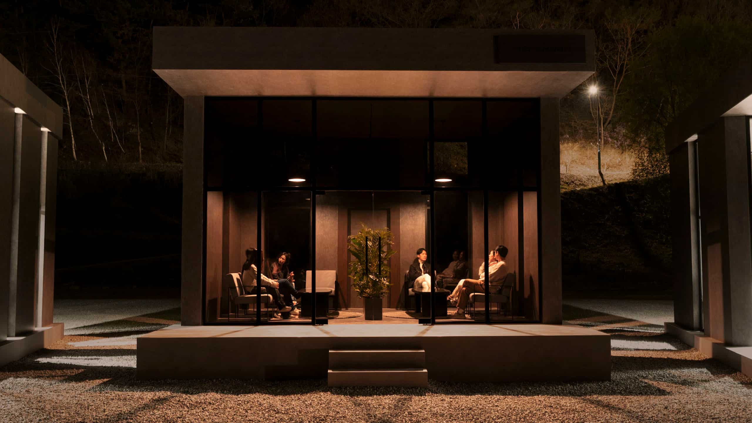 디펜더 하우스 | DEFENDER HOUSE